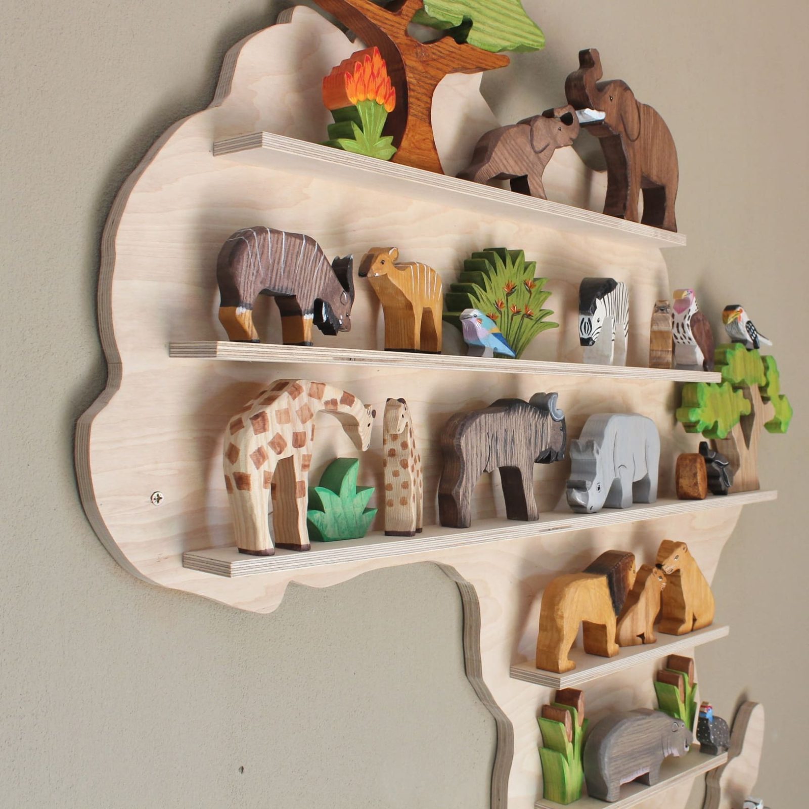 Animals and Scenery for Africa (Africa Shelf Not Included) - Good ...